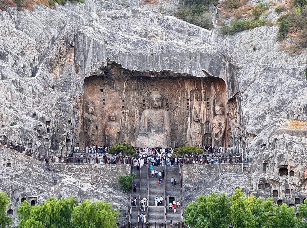 Luoyang Longmen Grottoes – Chinese Ancient Art Treasure