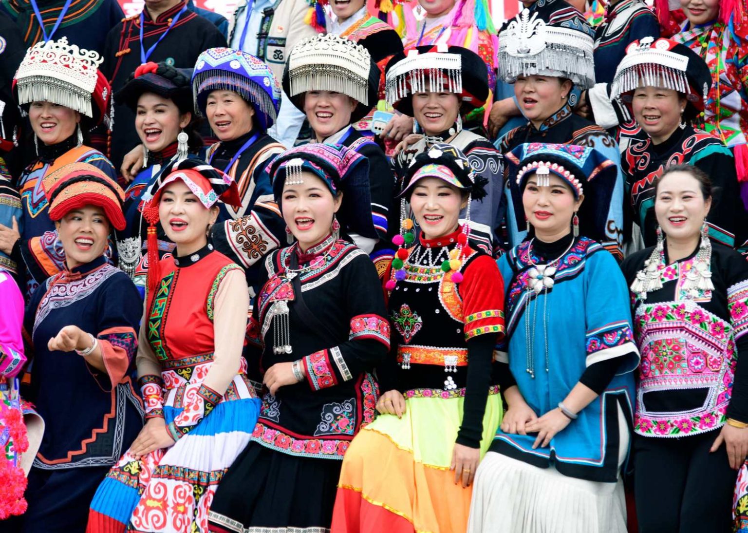 25 Ethic Minorities in Yunnan: Bai, Yi, Dai, Naxi, Hani & Miao